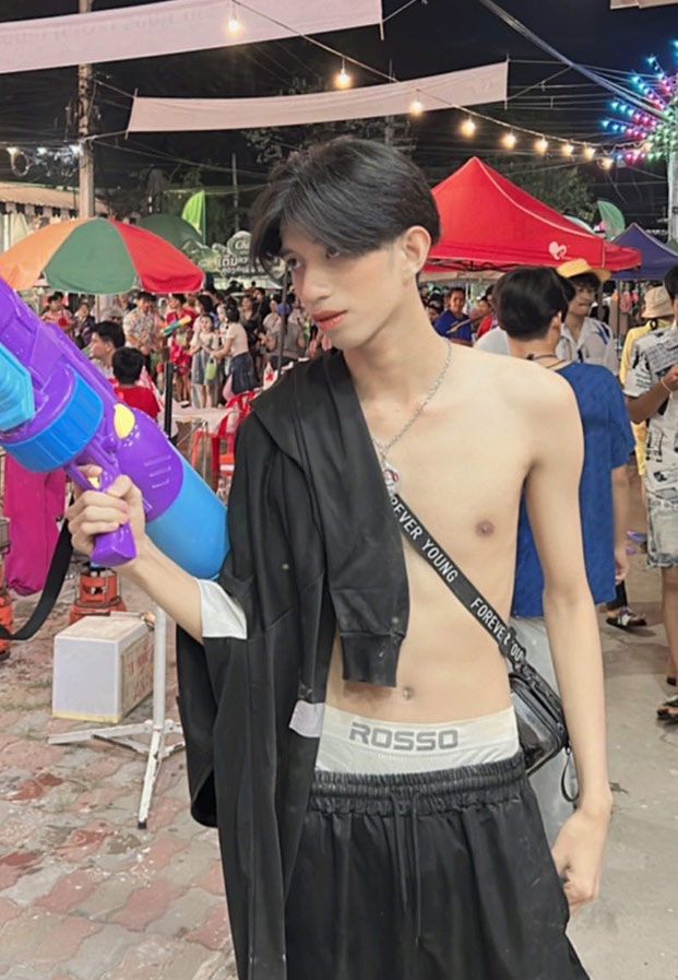 Pum Ashwin เน็ตไอดอลหนุ่ม ลุคน่ารัก แต่แซ่บไม่เกรงใจใคร