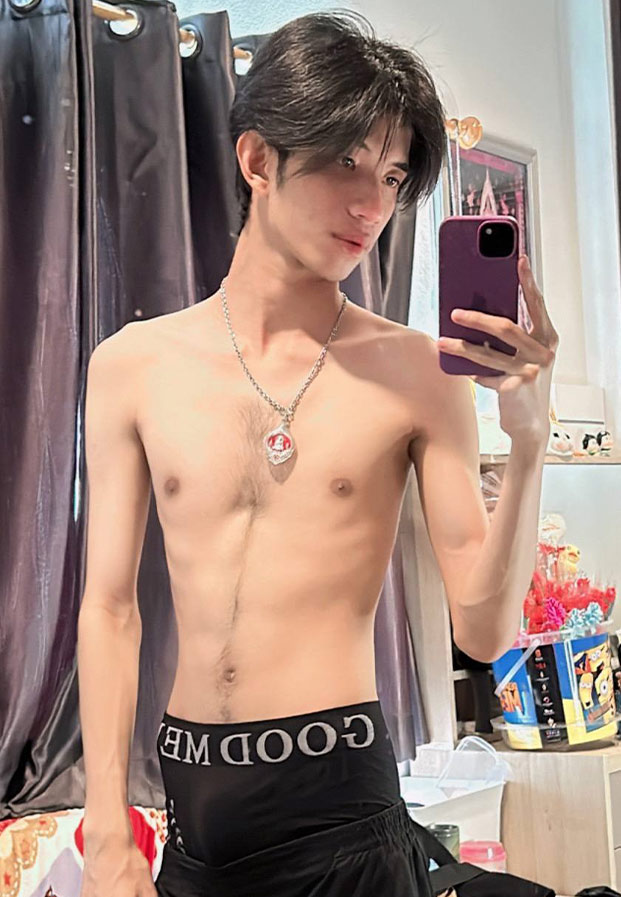 Pum Ashwin เน็ตไอดอลหนุ่ม ลุคน่ารัก แต่แซ่บไม่เกรงใจใคร